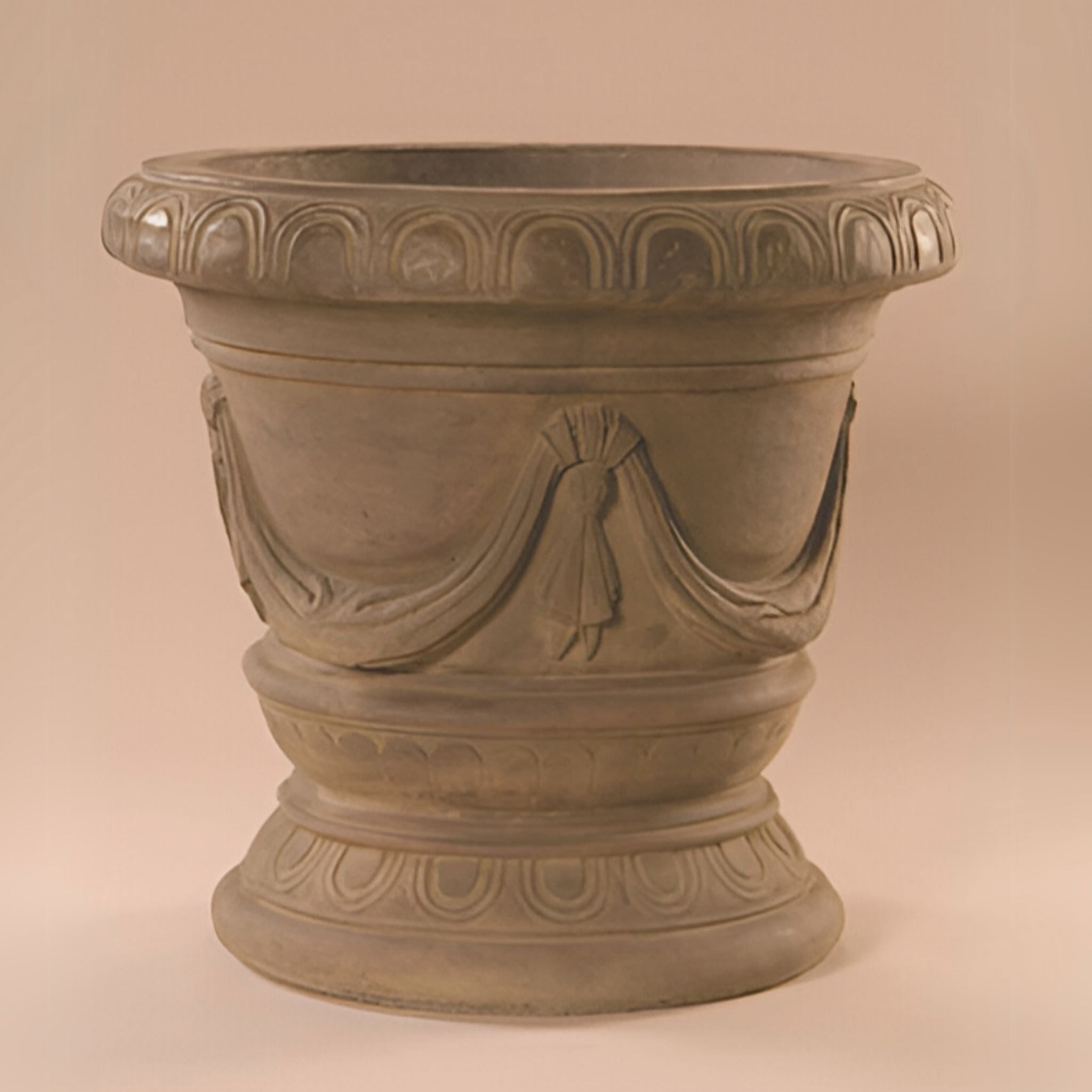 Classico Pot Concrete Planters - Fiore Stone