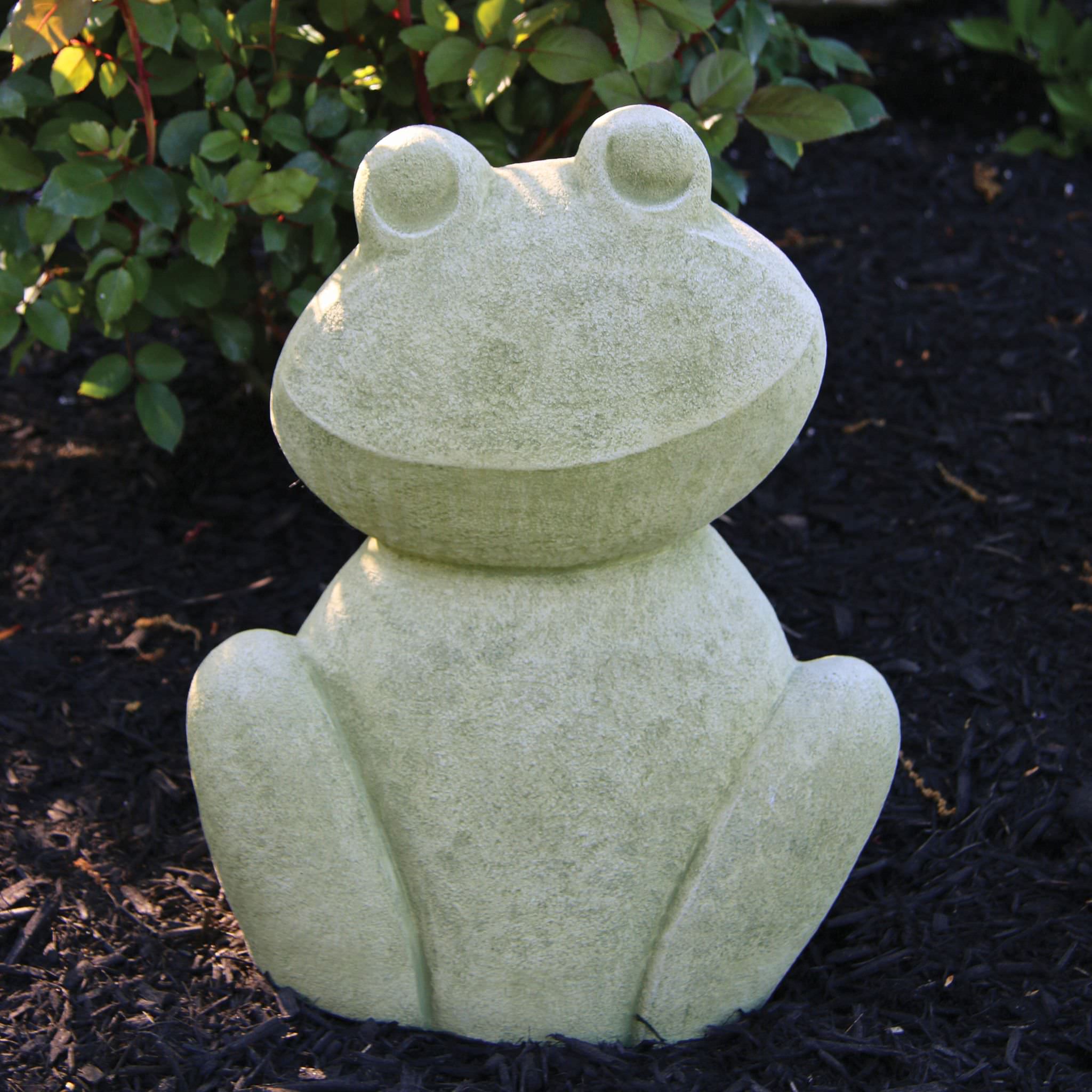 Contemporary Frog Concrete Garden Statue - Massarelli